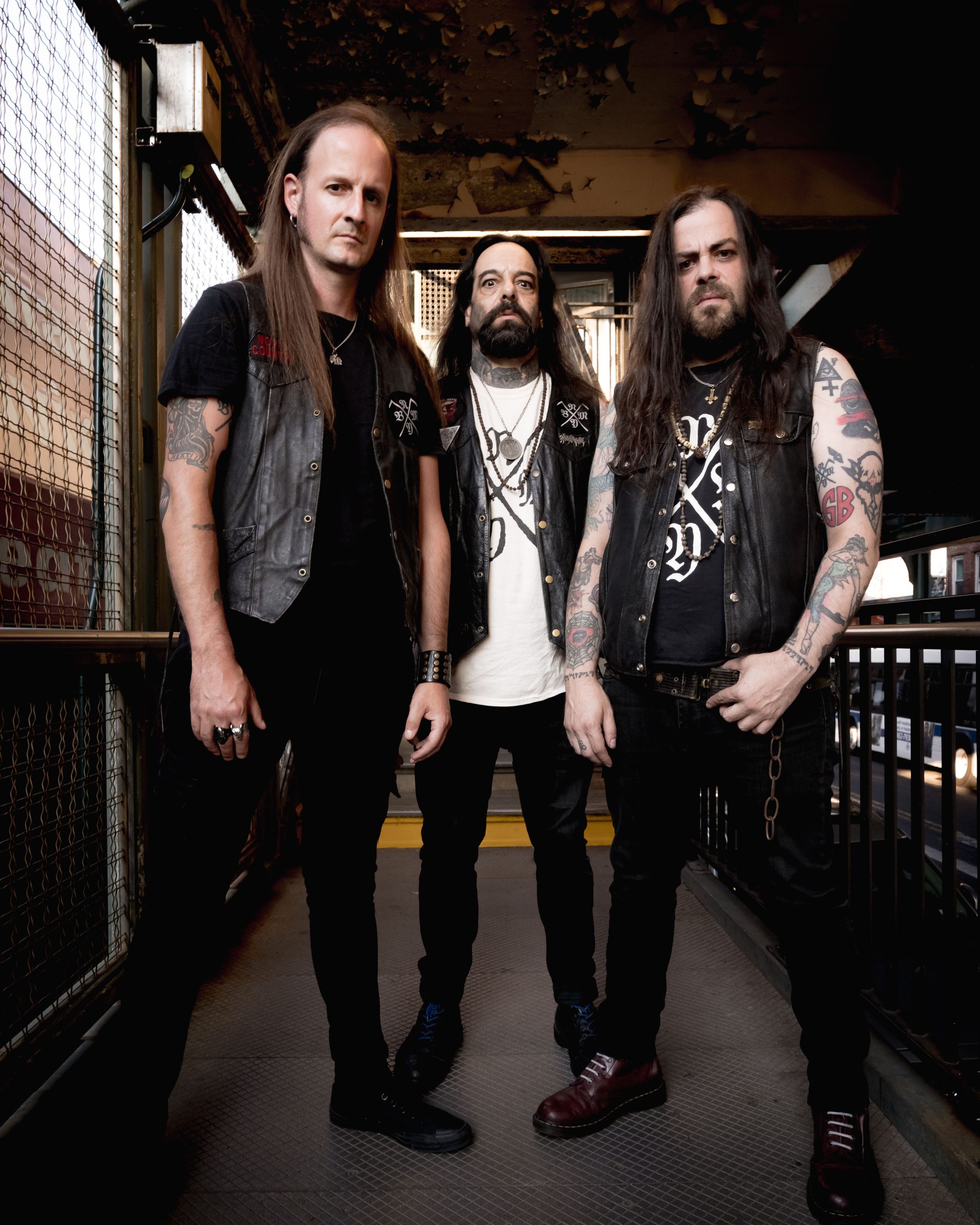 Anvil Band Metal On Metal